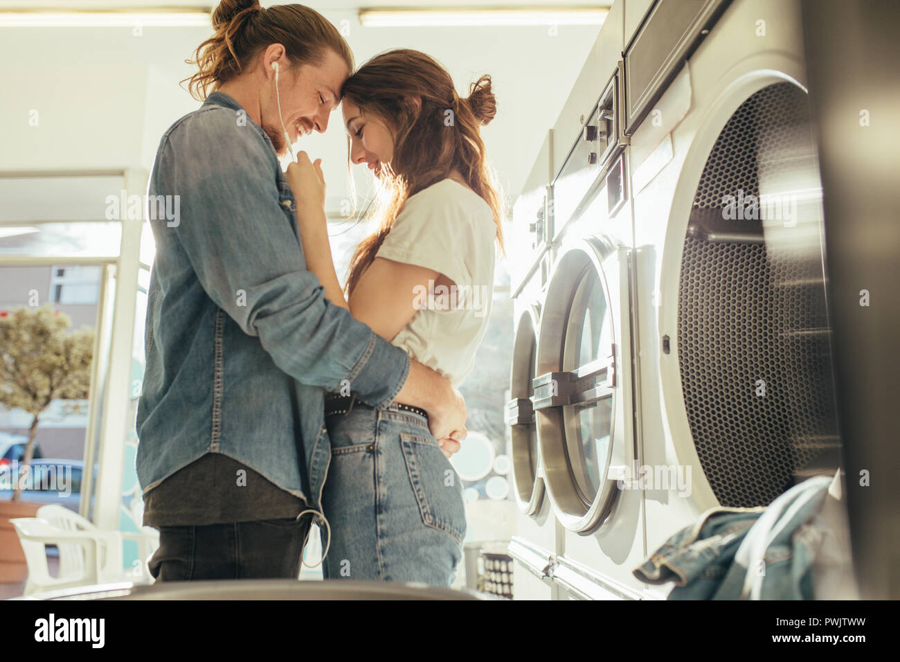 Two people foreheads touching hi-res stock photography and images - Alamy