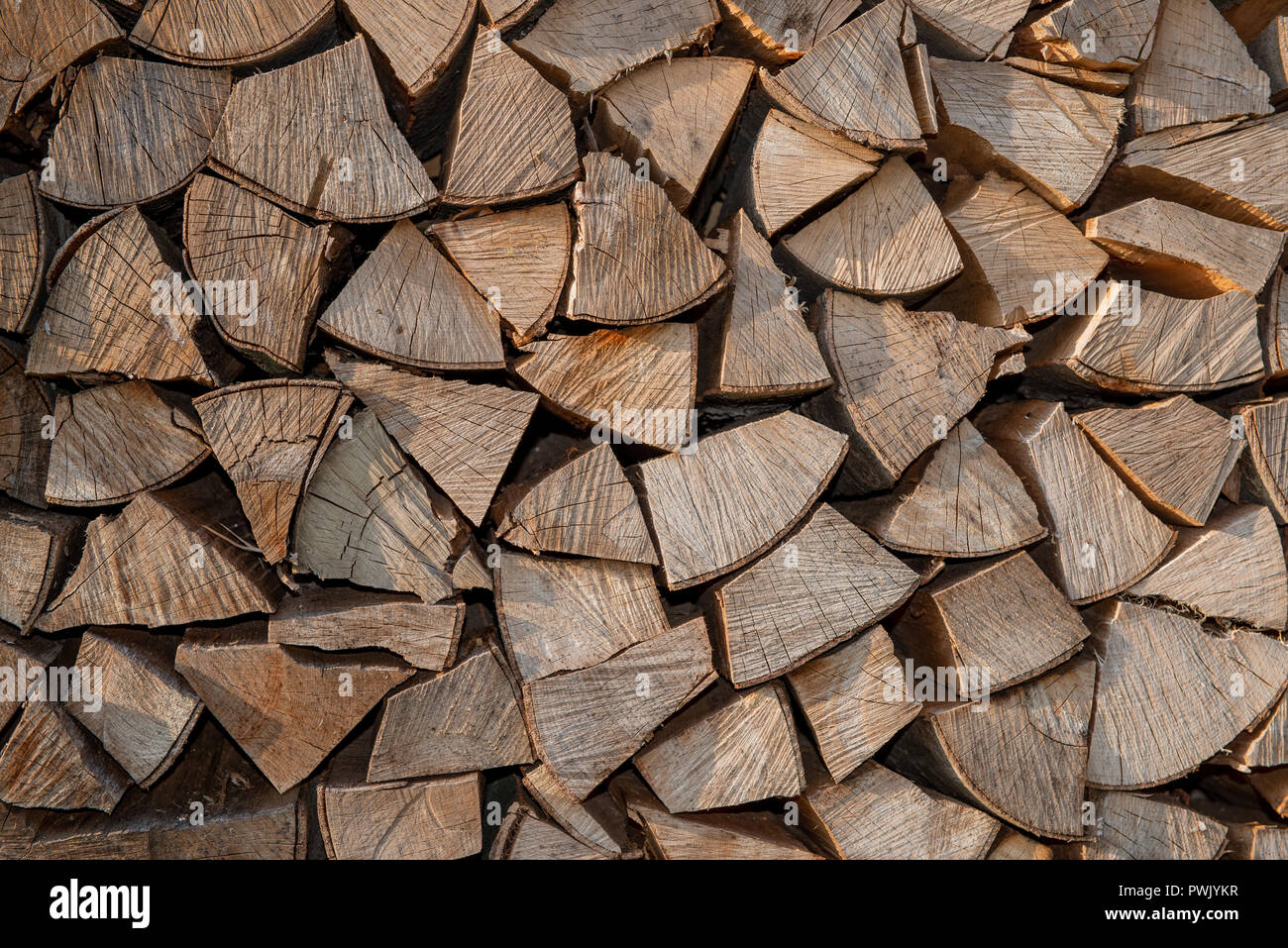logs of wood stacked with order Stock Photo - Alamy