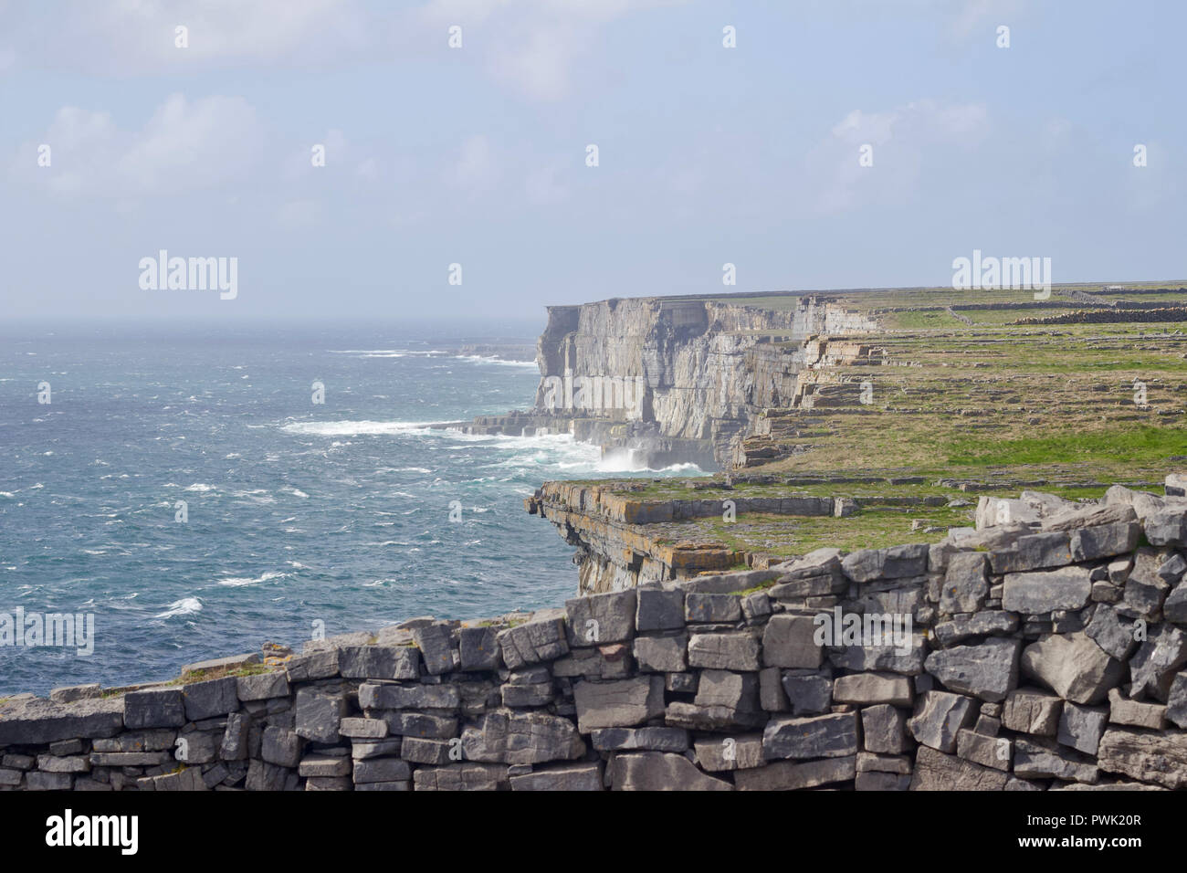 Dun bronze ring hi-res stock photography and images - Alamy