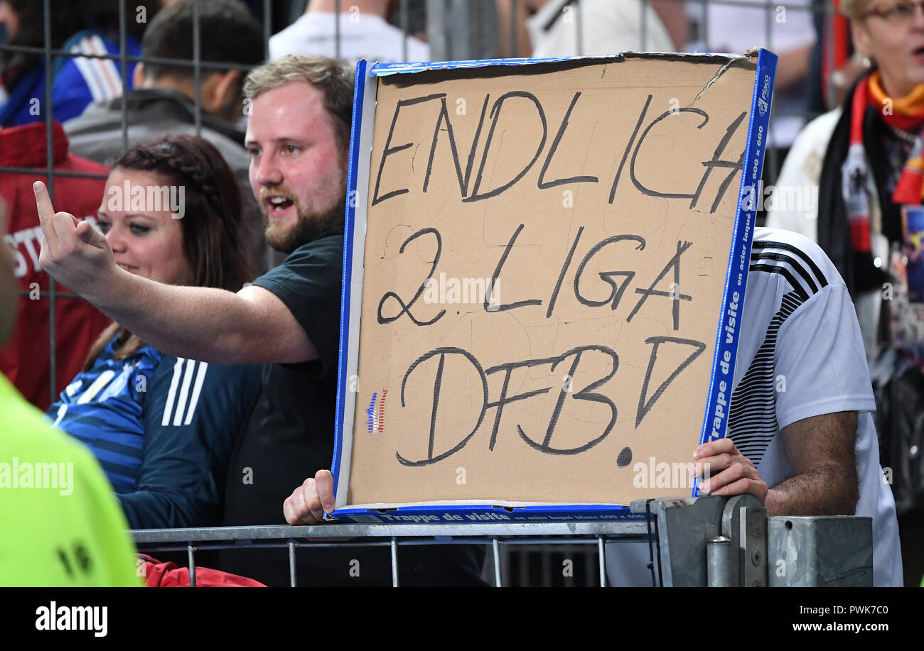 Stinky show hi-res stock photography and images - Alamy