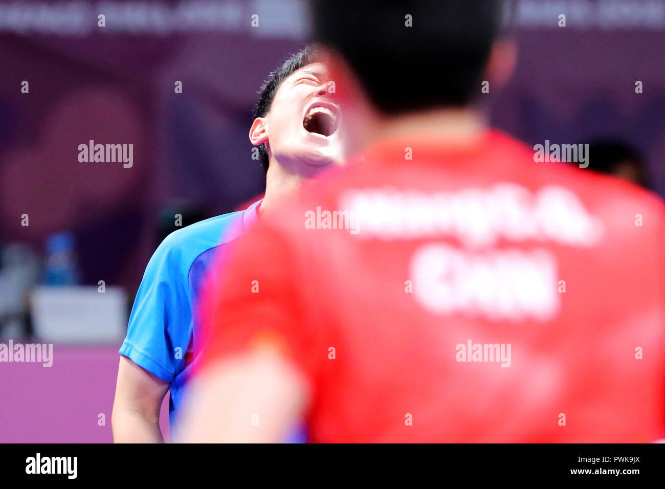 Buenos Aires, Argentina. 15th Oct, 2018. (L-R) Tomokazu Harimoto (JPN), Wang Chuqin (CHN) Table ...