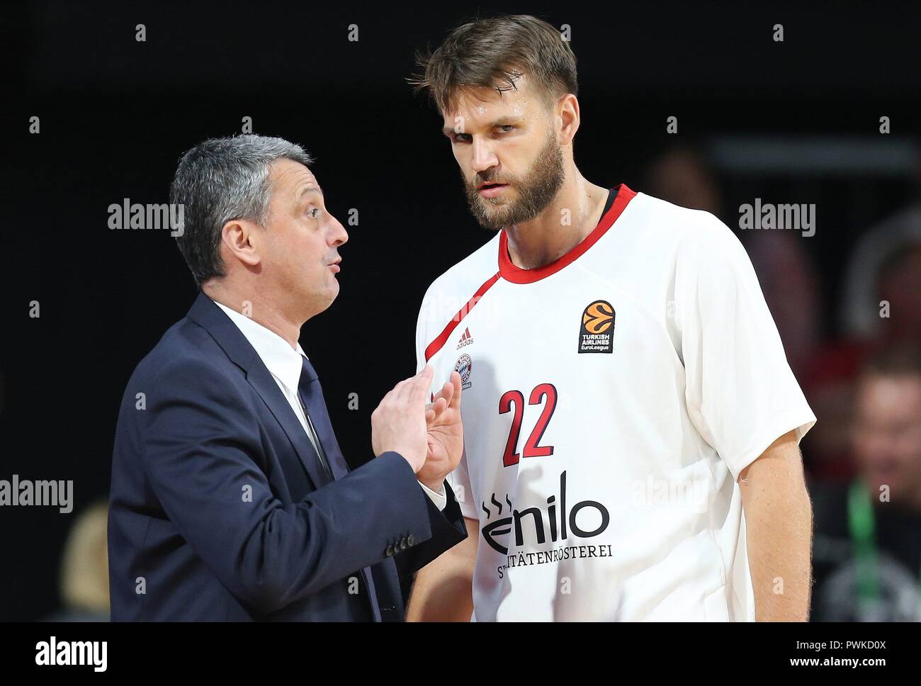 Munich, Deutschland. 16th Oct, 2018. firo: 16.10.2018, basketball ...