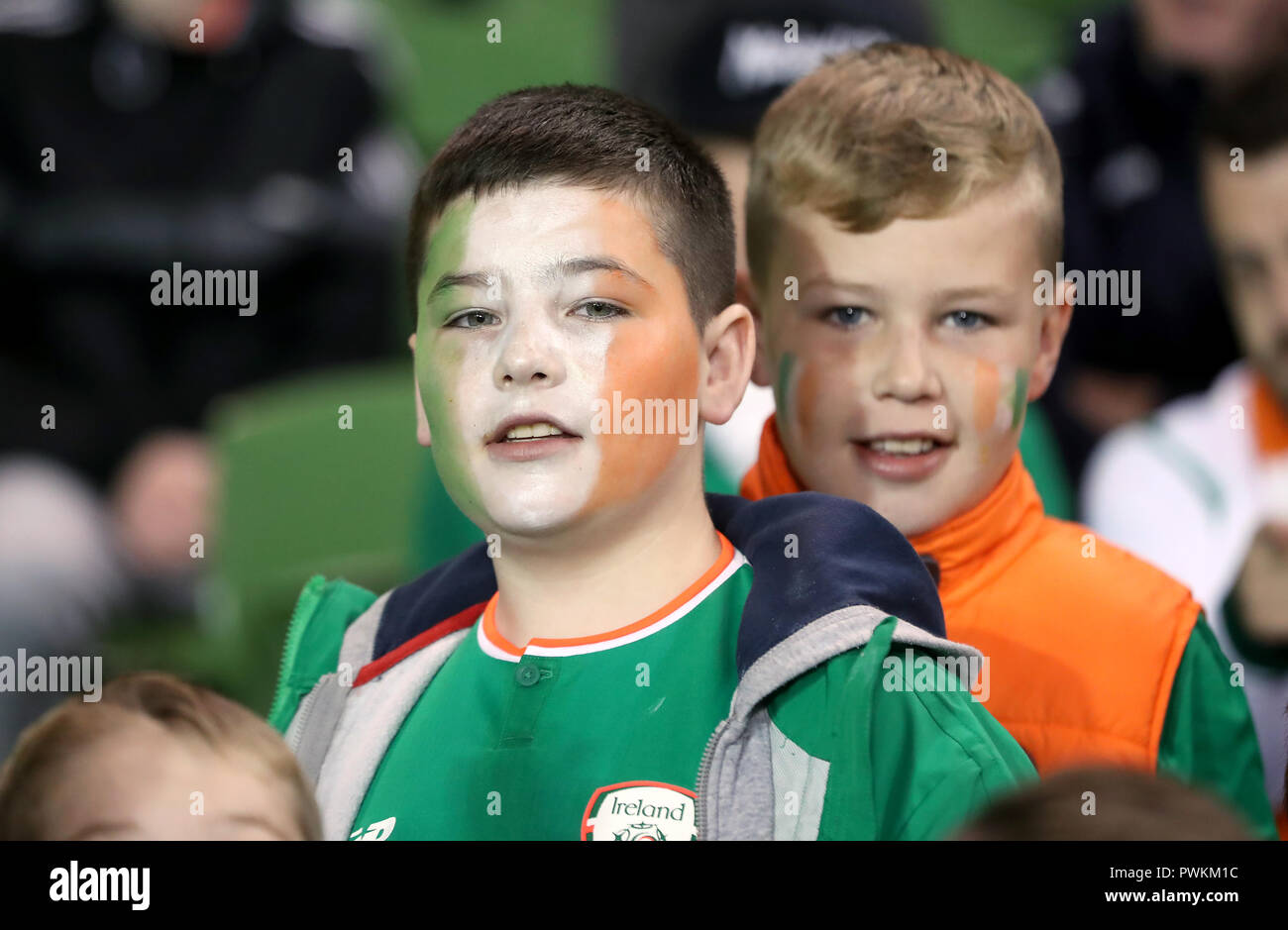 Republic of ireland fans at the aviva stadium hi-res stock photography ...