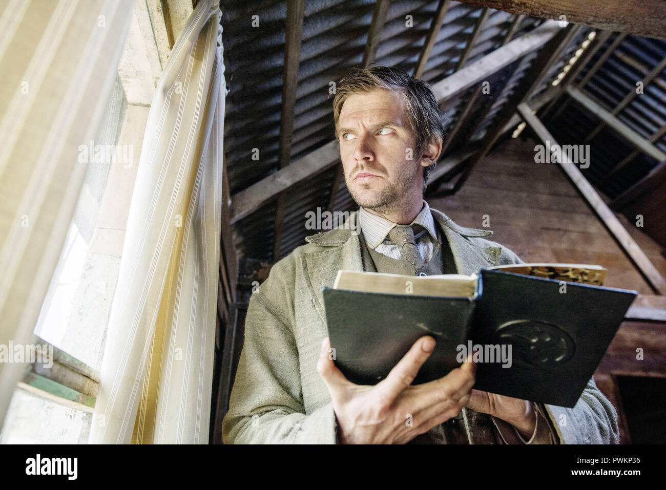 APOSTLE, Dan Stevens, 2018. ph: Warren Orchard/© Netflix /Courtesy ...