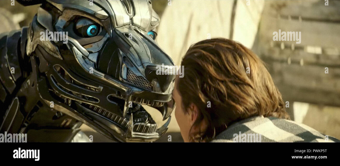 A.X.L., (aka A-X-L), from left: Dorian Kingi as AXL, Alex Neustaedter ...