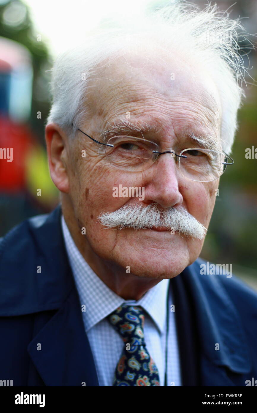 Anthony martin grosvenor christopher hi-res stock photography and ...