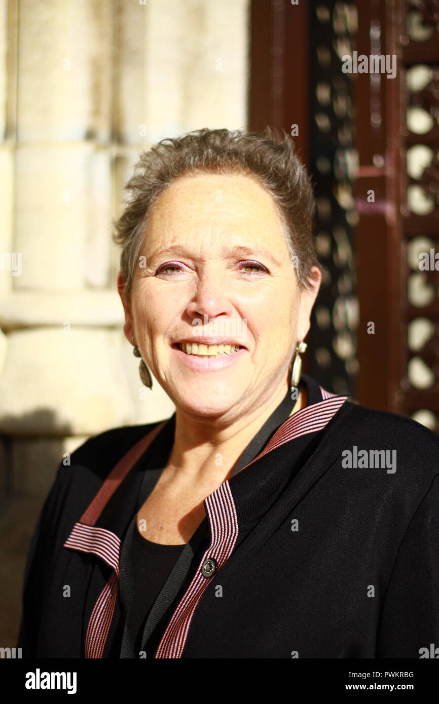 Lady outside house uk hi-res stock photography and images - Alamy