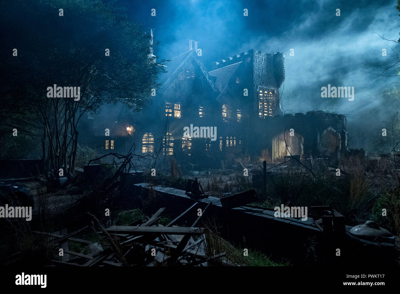 THE HAUNTING OF HILL HOUSE, the house, 'The Bent-Neck Lady', (Season 1 ...
