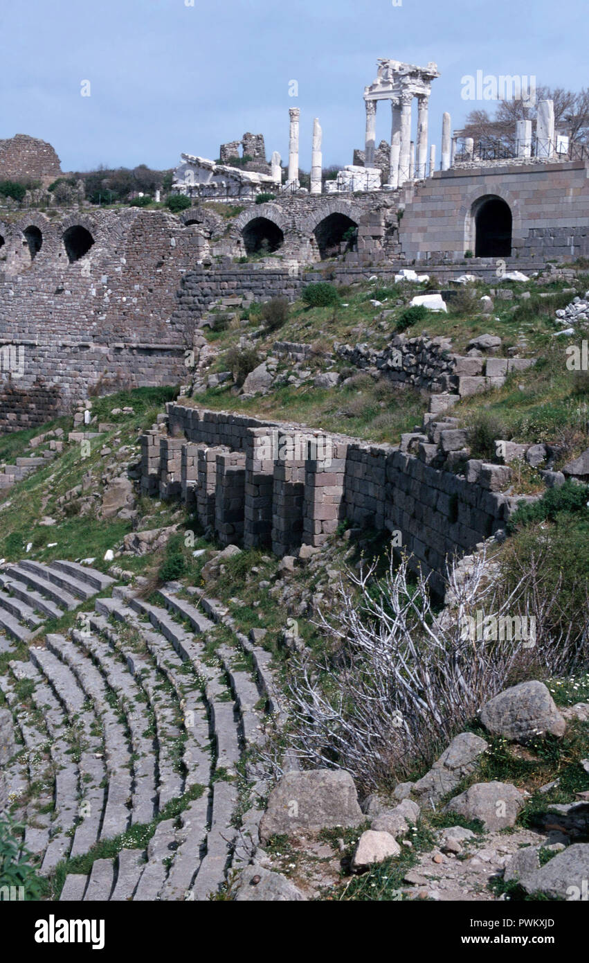 Pergamum turkey hi-res stock photography and images - Alamy