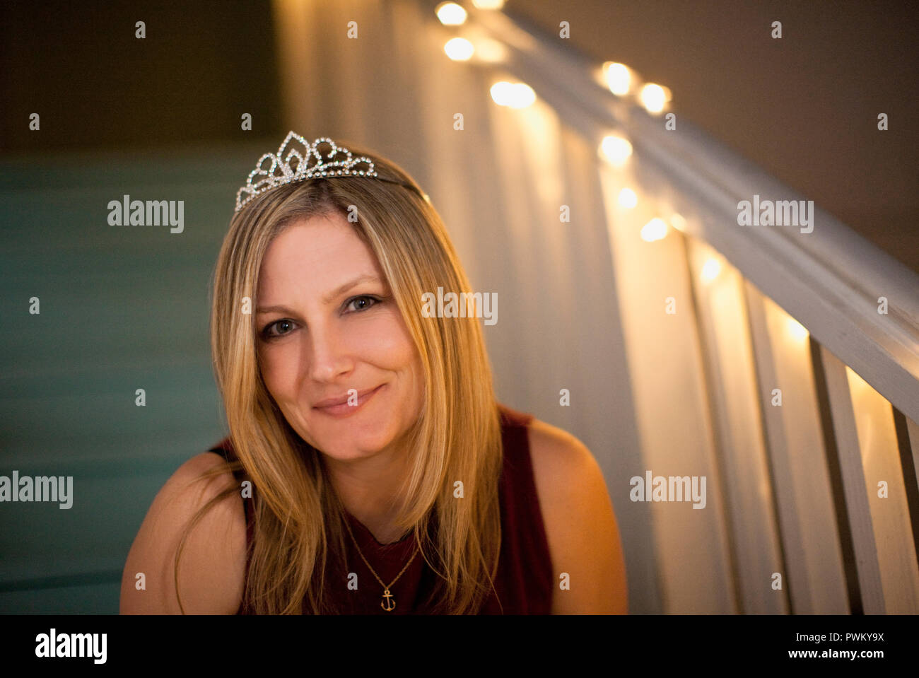 Wearing a tiara hi-res stock photography and images - Alamy