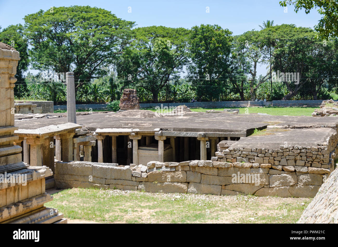 Prasanna Virupaksha or Underground Shiva Temple, Hampi, Karnataka ...