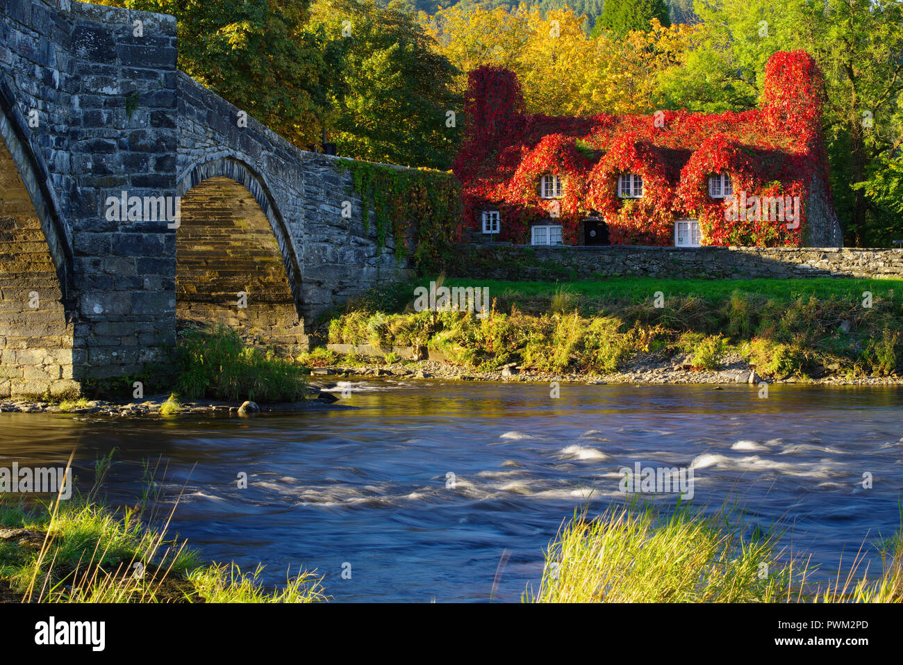 Llanrwst bridge north wales hi-res stock photography and images - Alamy