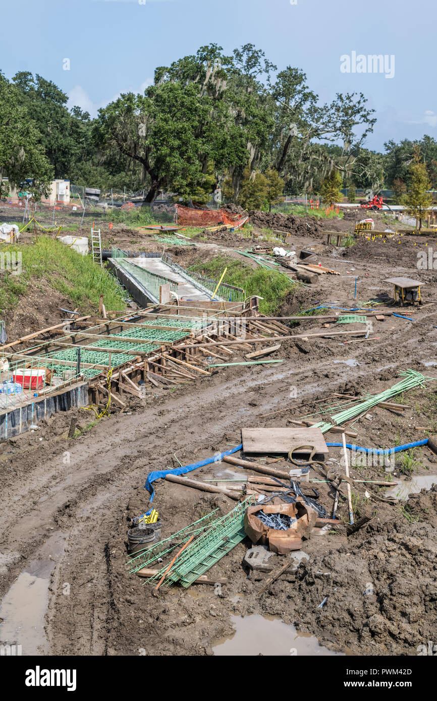 Construction in landscape hi-res stock photography and images - Alamy