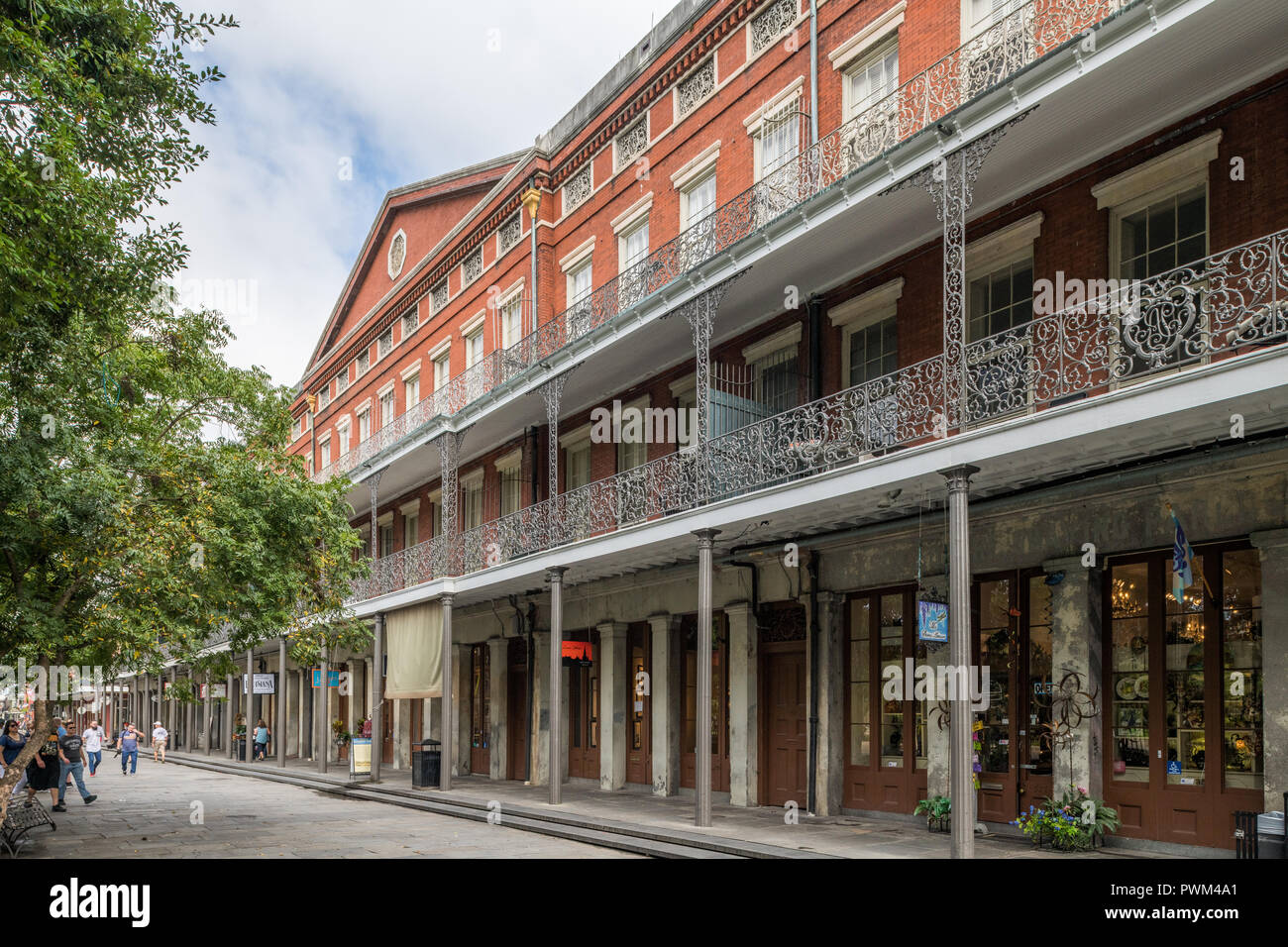 The Pontalba building in the French Quarter Stock Photo - Alamy