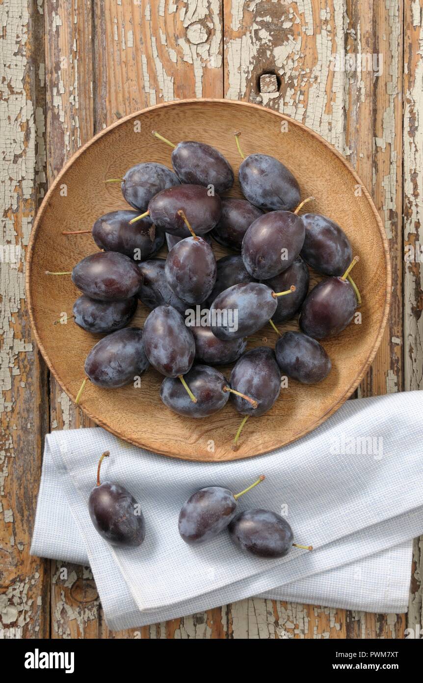 Quetsch plum hi-res stock photography and images - Alamy