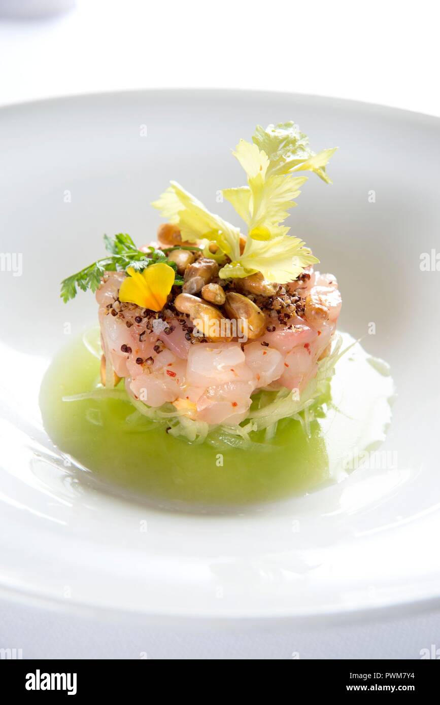 Julienned hi-res stock photography and images - Alamy