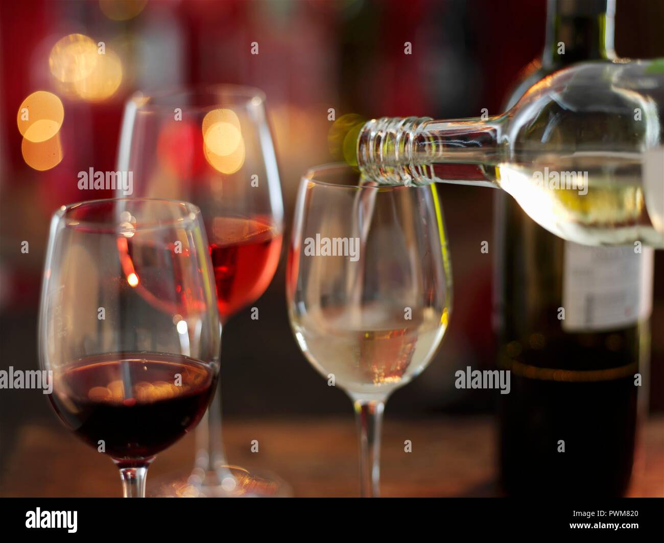 How to photograph wine bottles hi-res stock photography and images - Alamy