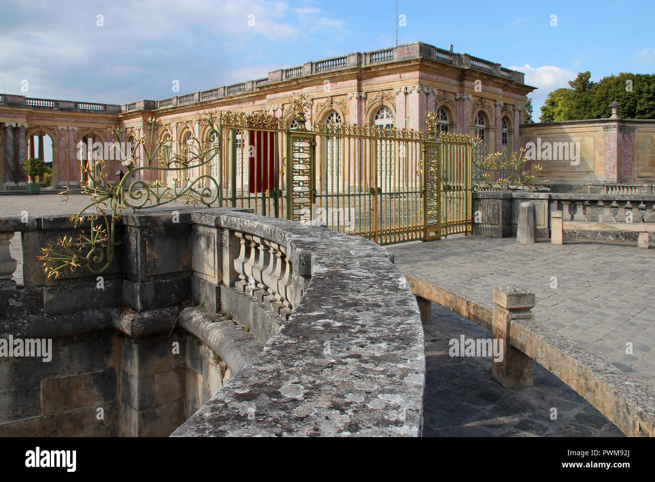 Grand trianon hi-res stock photography and images - Alamy