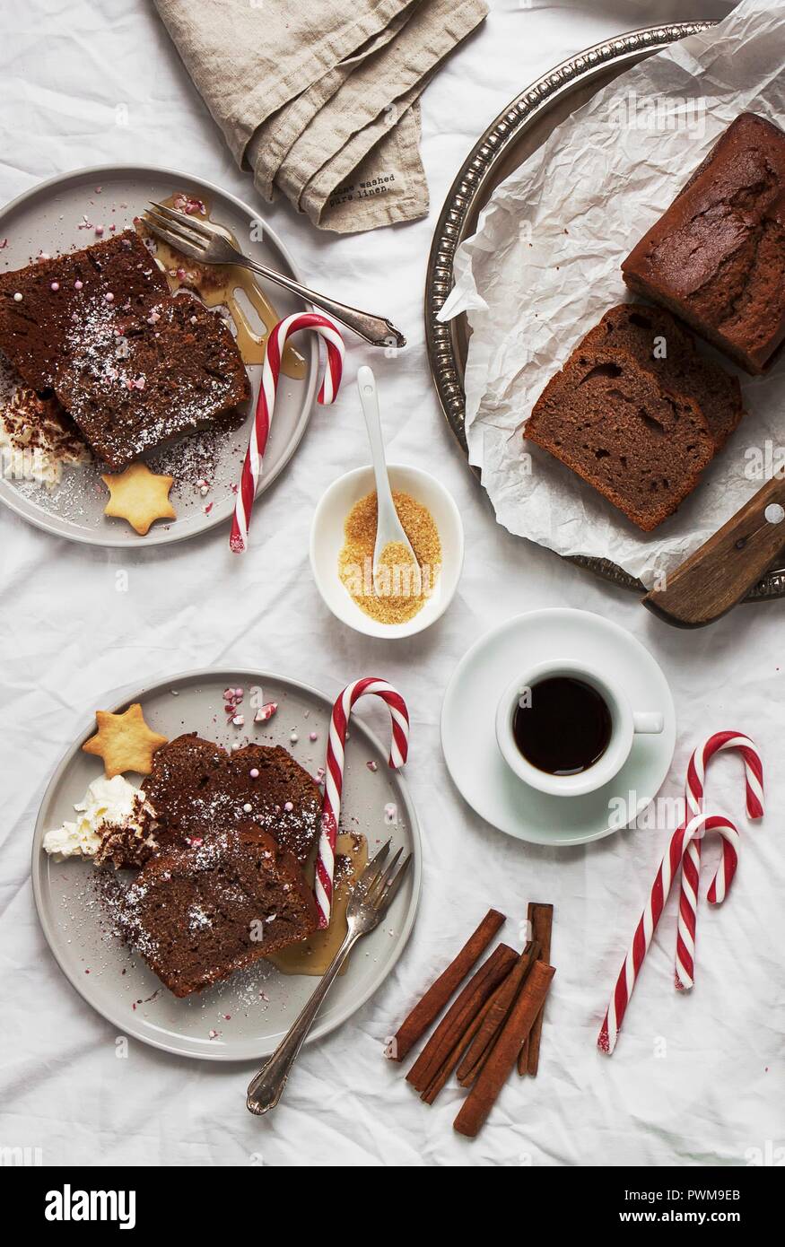 Yoghurt sponge cake with cocoa and spices (Christmas Stock Photo - Alamy