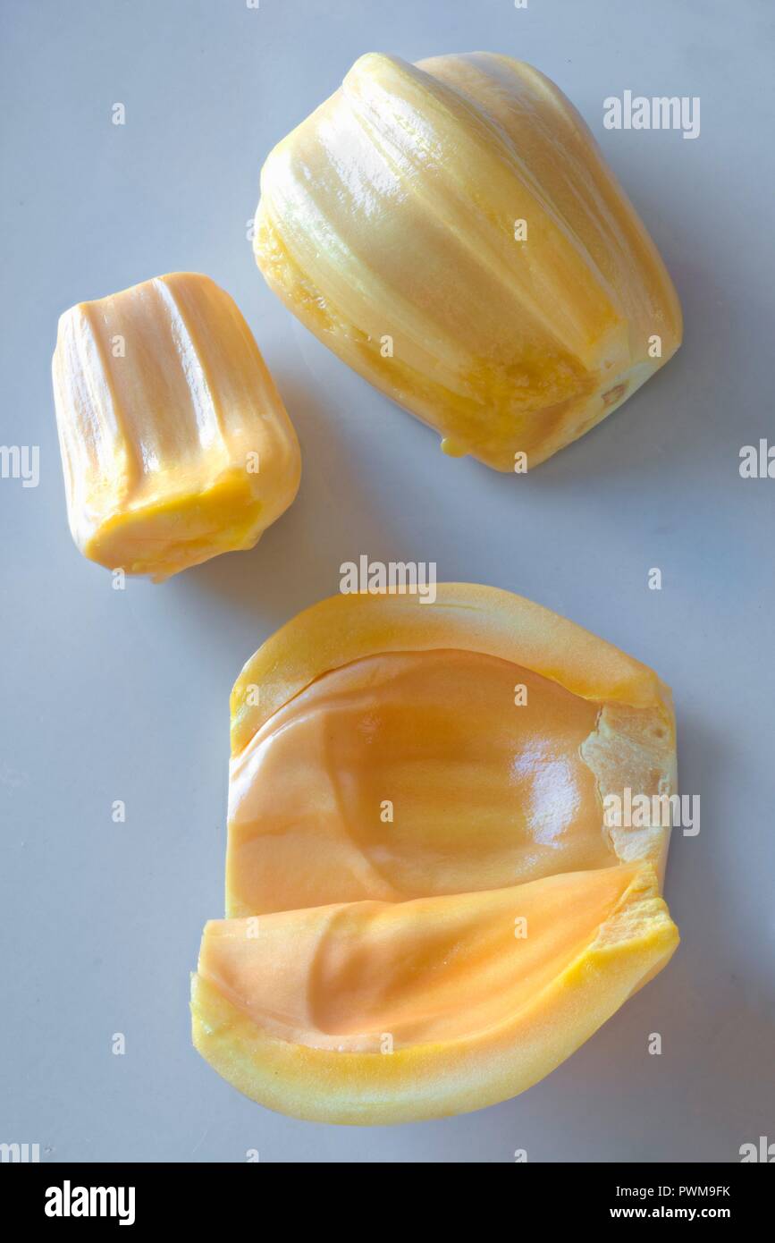 How to cut a raw jackfruit hi-res stock photography and images - Alamy