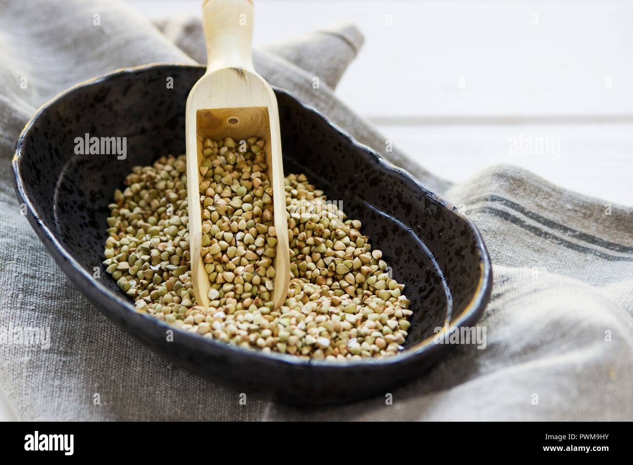 Raw grains of corn inside bowl hi-res stock photography and images - Alamy