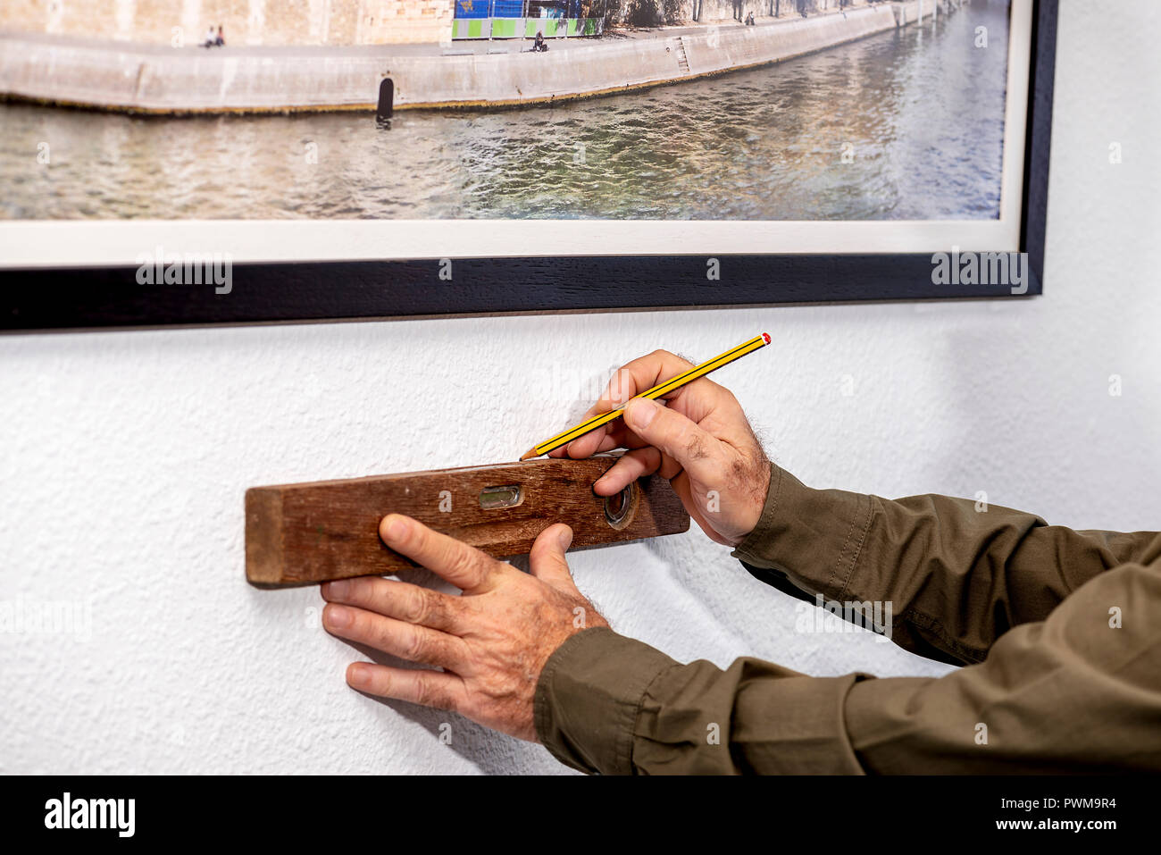 Handyman spirit level on hi-res stock photography and images - Alamy