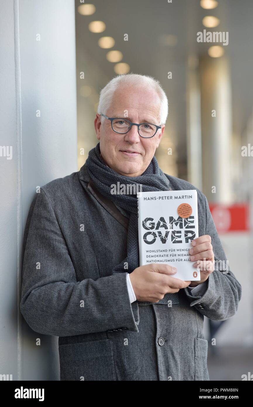 Hans-Peter Martin in October 2018 at the Frankfurt Book Fair. | usage ...