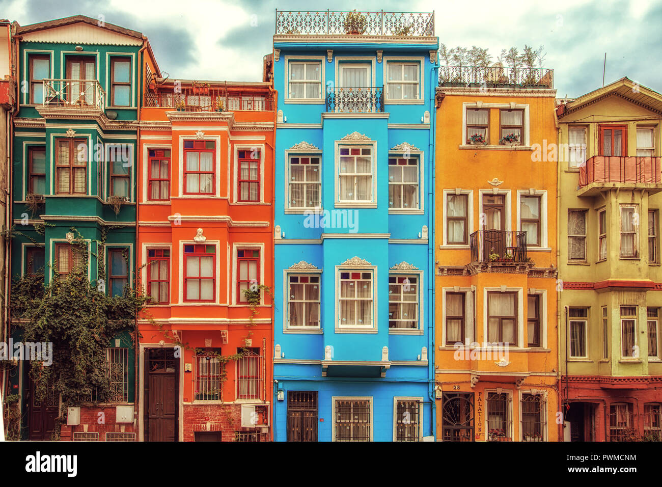 Colorful houses of sultanahmet district hi-res stock photography and ...