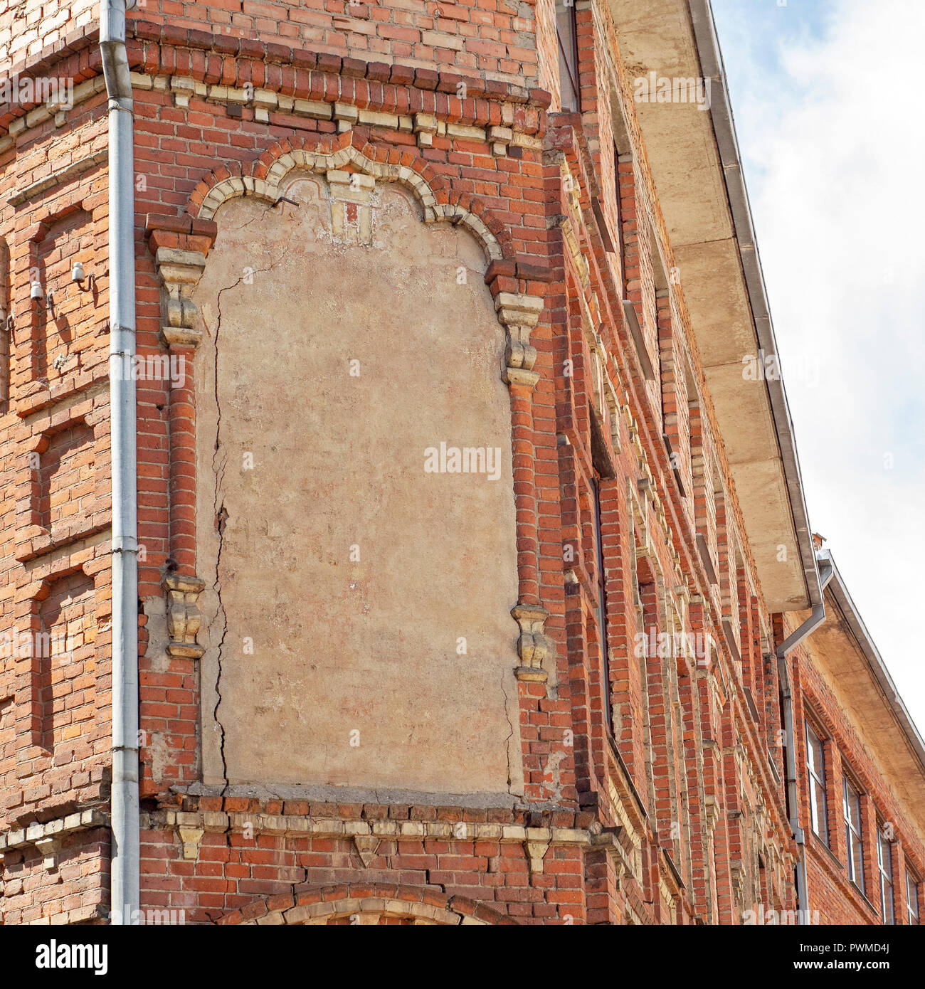 Abandoned frame building hi-res stock photography and images - Alamy