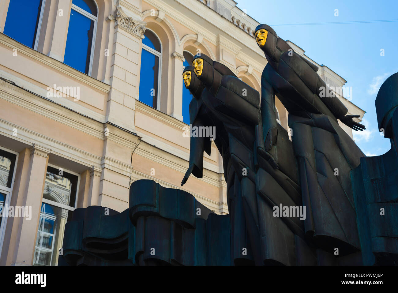 Three Muses Vilnius, view of the Three Muses statue sited above the ...
