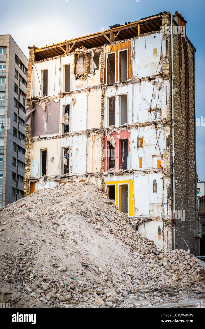 Demolition of an old building during an urban renovation Stock Photo ...