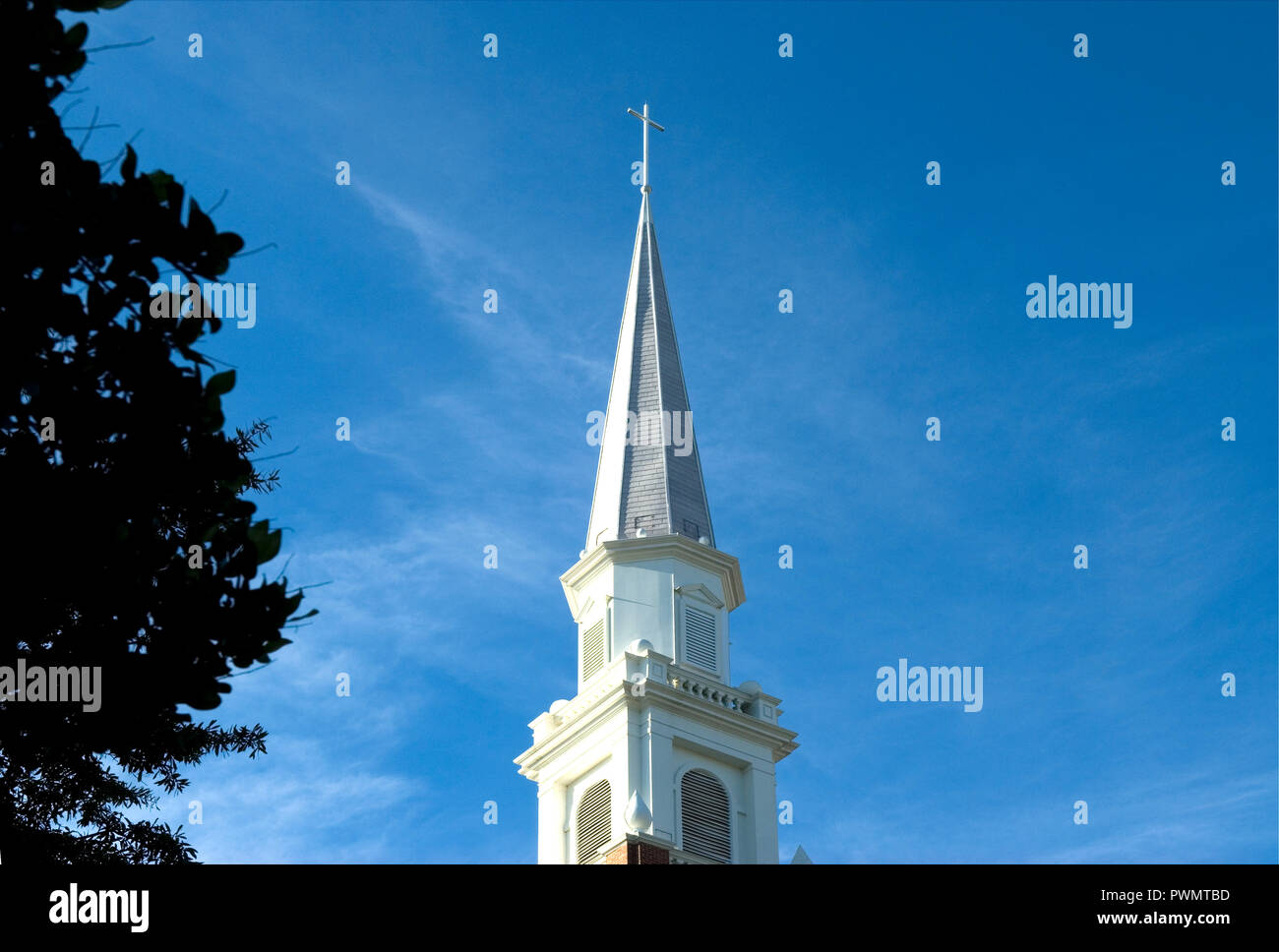 Christian church religious structure hi-res stock photography and ...