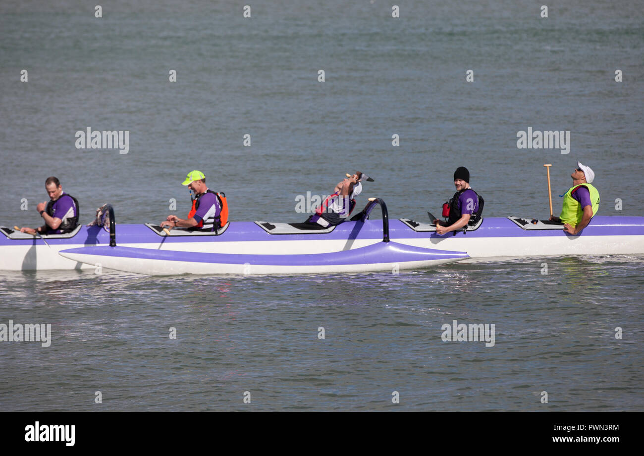 Winners of a dragon boat race Stock Photo - Alamy