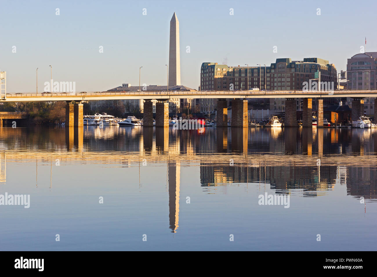 East potomac park washington dc hi-res stock photography and images - Alamy
