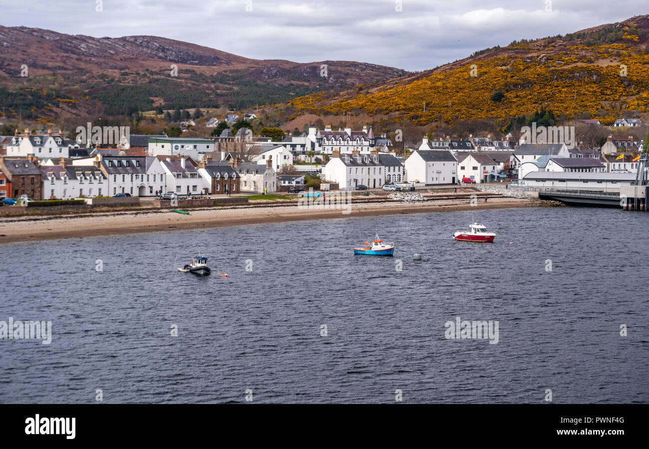 Waterfront of Ullapool viewn from a Caledonian MacBrayne Ferry ...