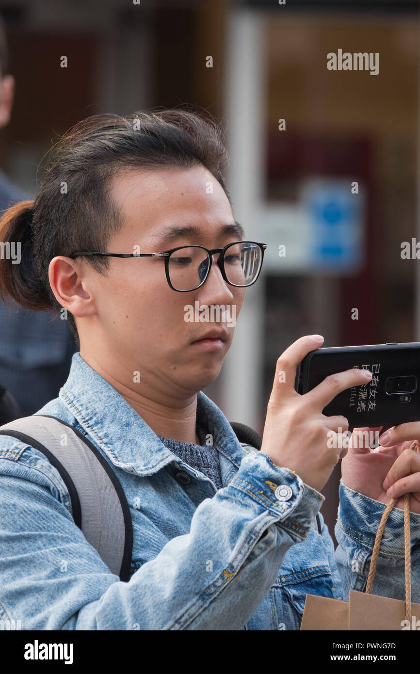 Asian features hi-res stock photography and images - Alamy