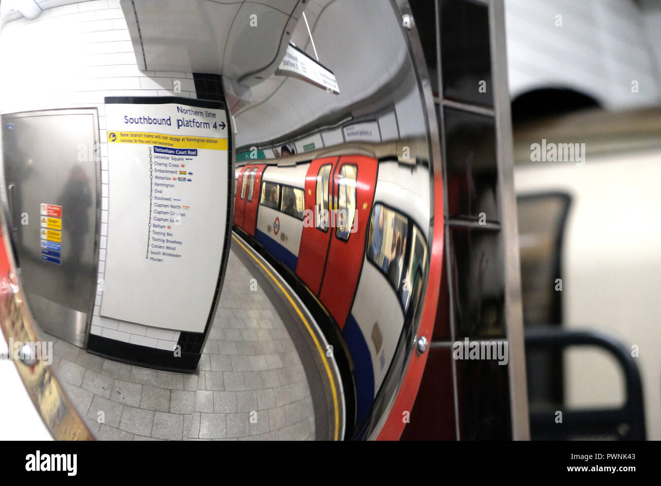 London transport platform mirror hi-res stock photography and images ...