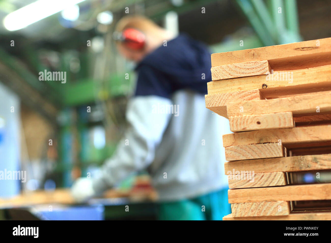 Employee factory hi-res stock photography and images - Alamy