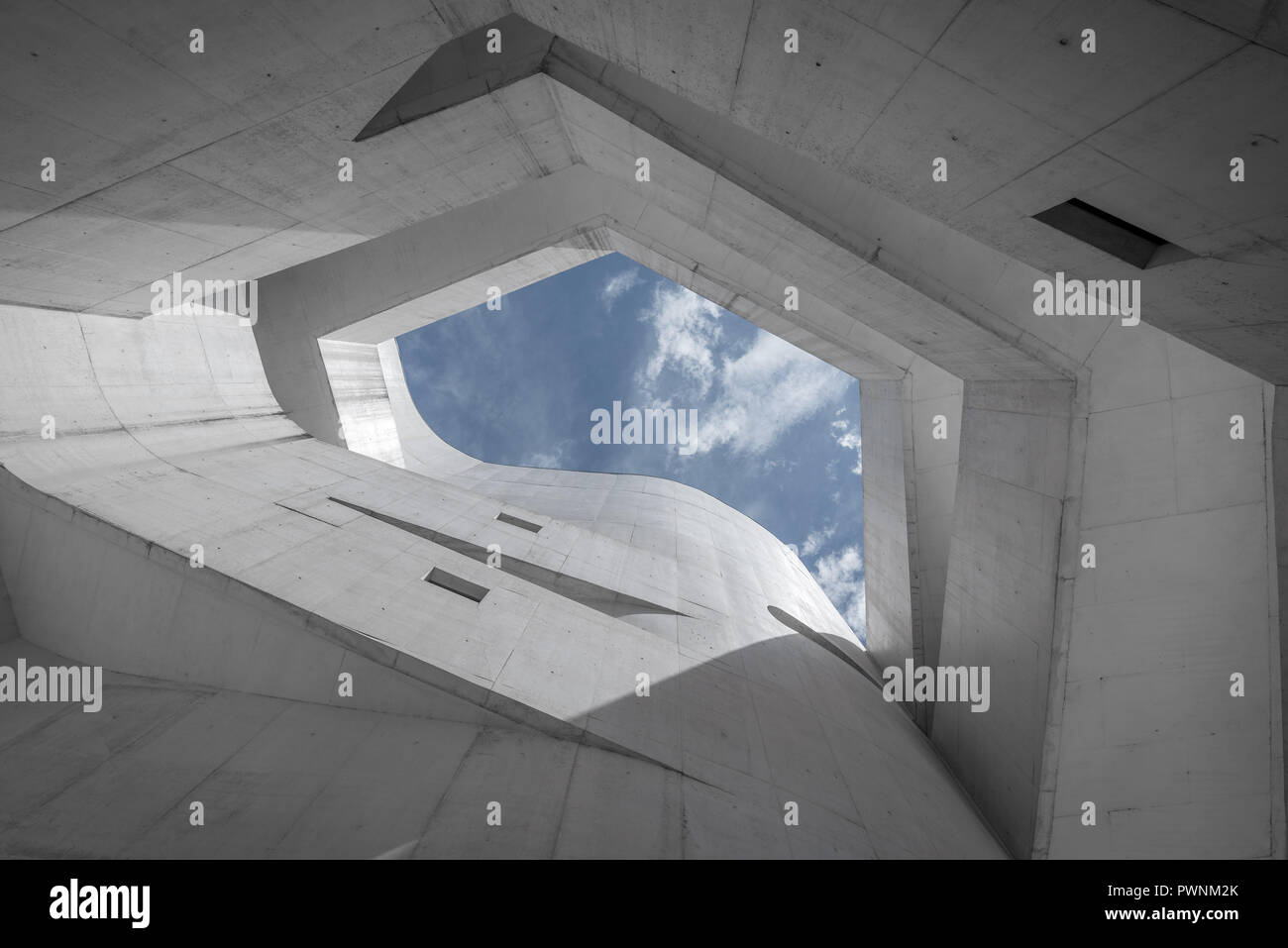 Sky window hi-res stock photography and images - Alamy