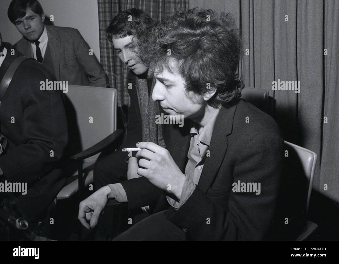Bob dylan 1965 tour hi-res stock photography and images - Alamy