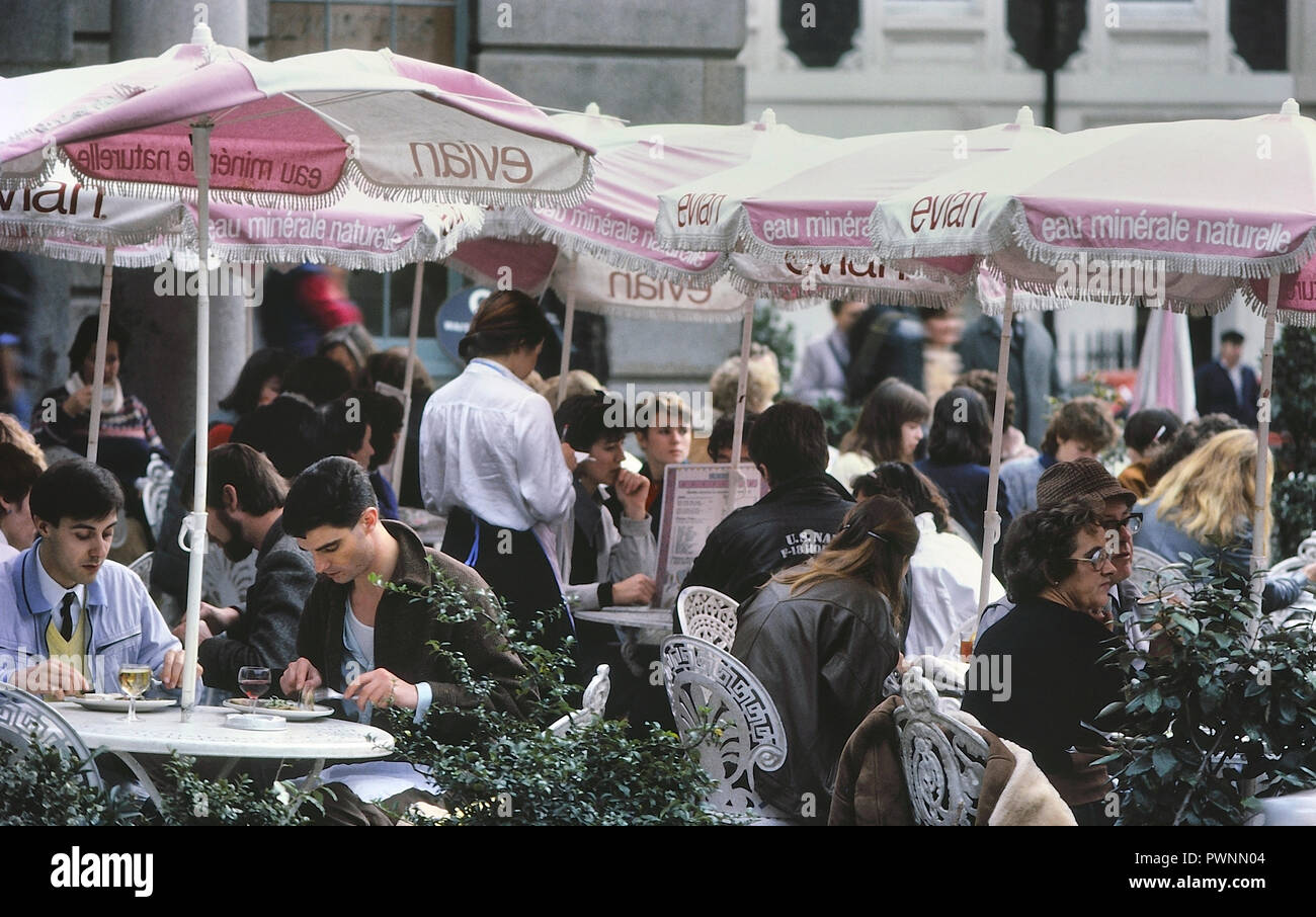 London 1980s hi-res stock photography and images - Alamy
