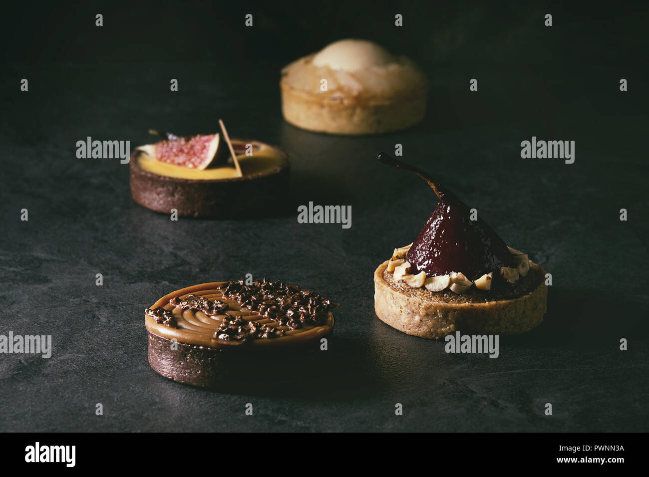 Sweet tartlets cream different hi-res stock photography and images - Alamy