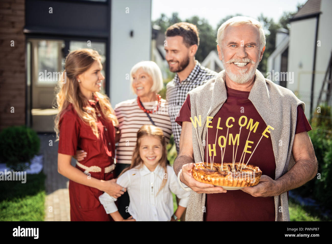 Relatives meeting hi-res stock photography and images - Alamy