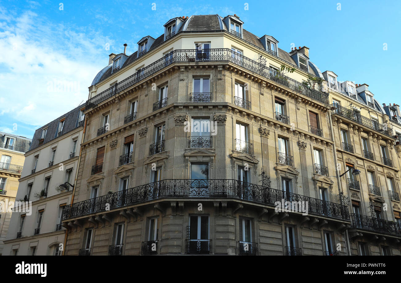 The typical facade of Parisian building, France Stock Photo - Alamy