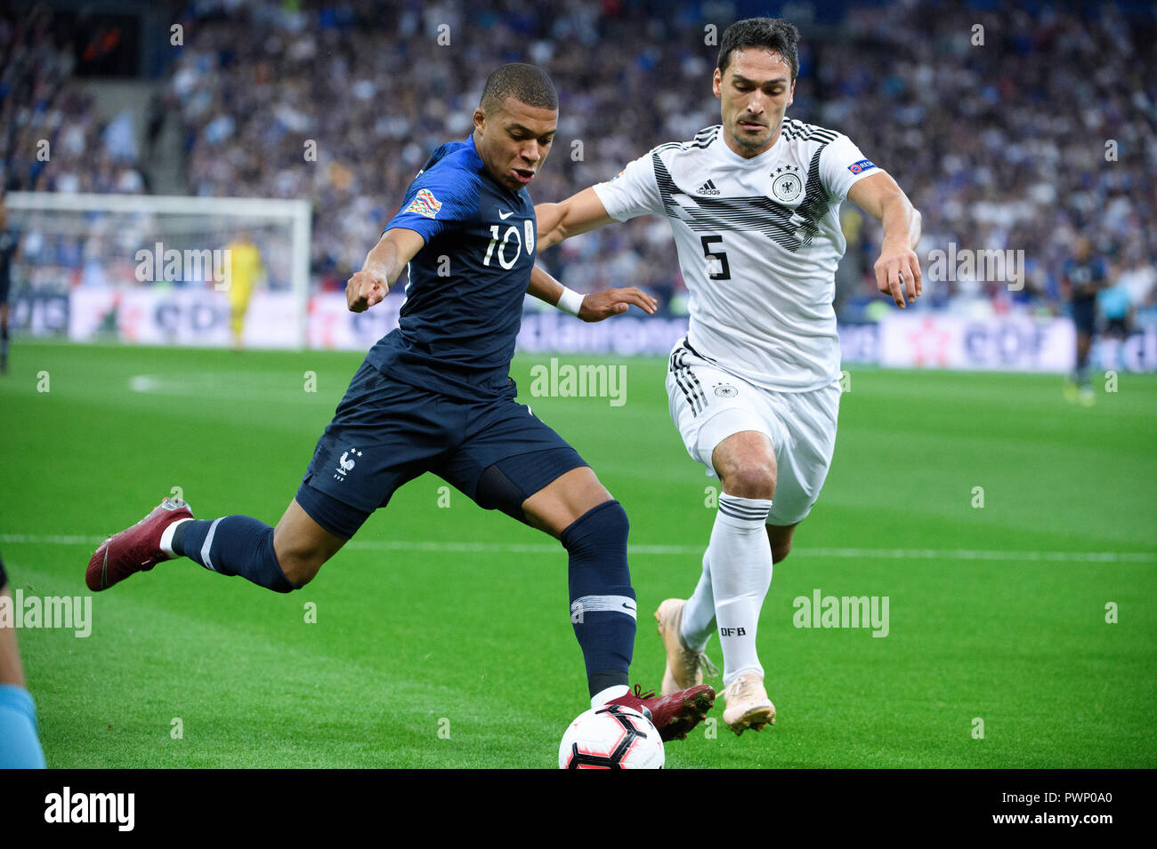 duels, duel Kylian Mbappe (FRA) versus Mats Hummels (Germany). GES / Football / Nations League ...