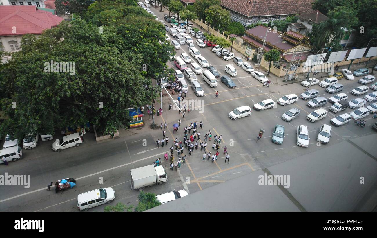 Yangon, Yangon Region, Myanmar. 15th Aug, 2018. Pedestrians seen ...