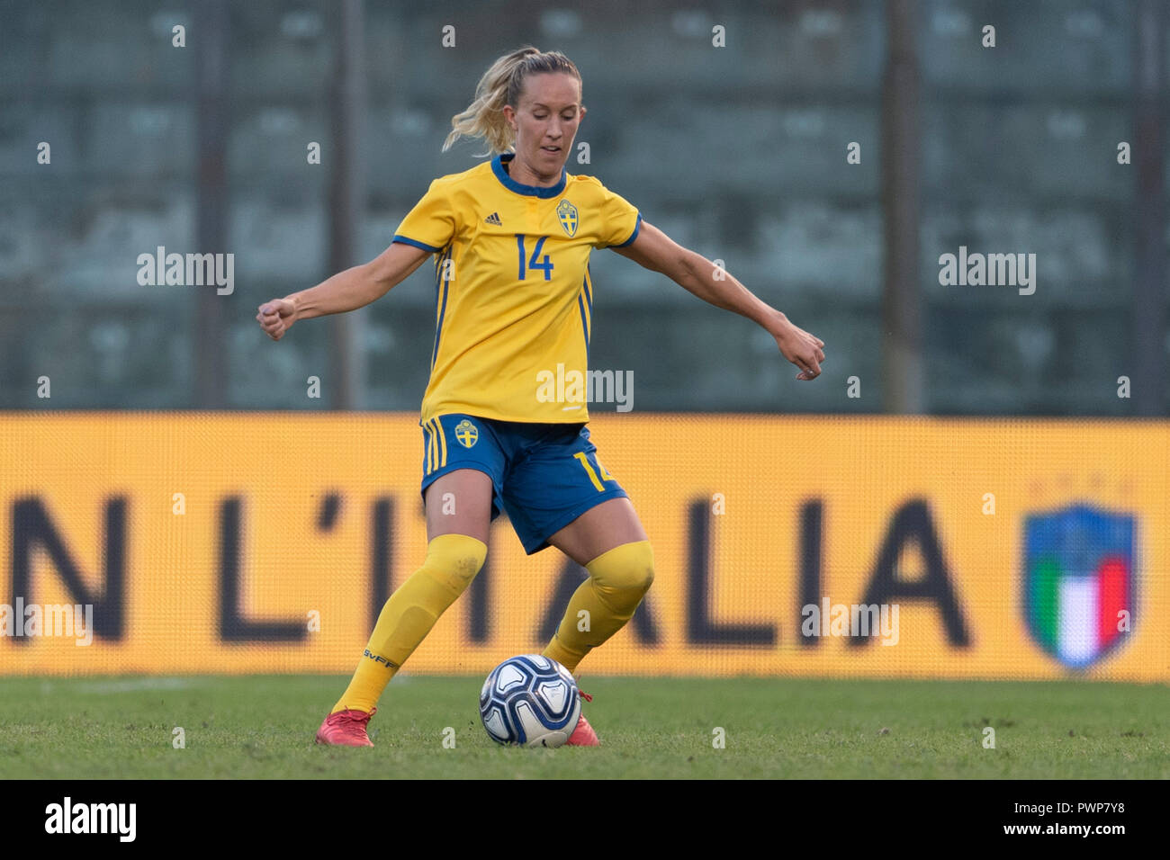 Julia roddar hi-res stock photography and images - Alamy