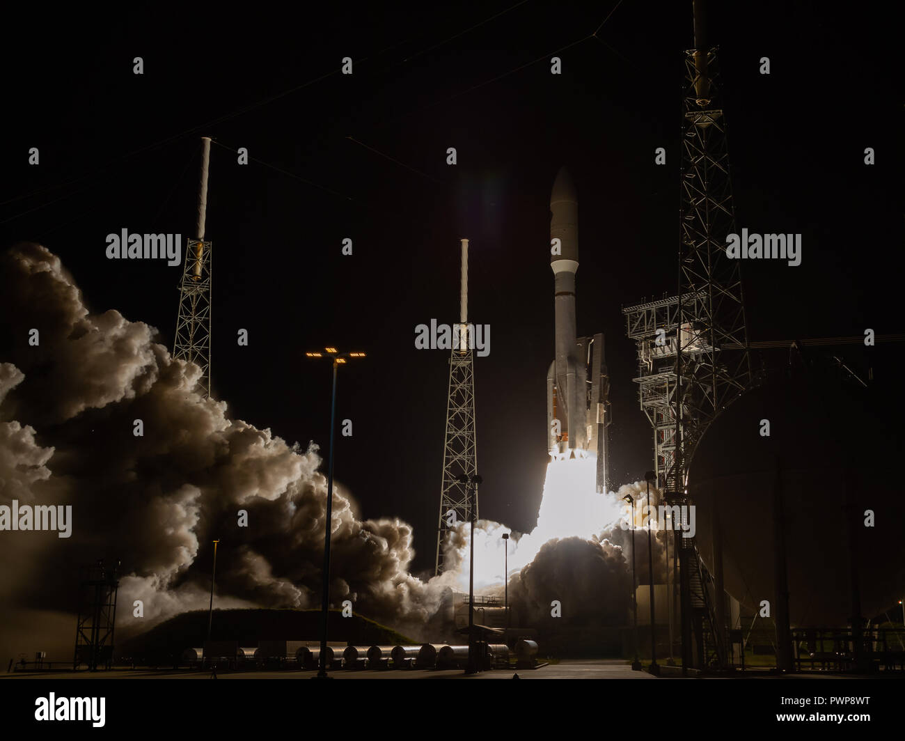 Atlas v payload hi-res stock photography and images - Alamy