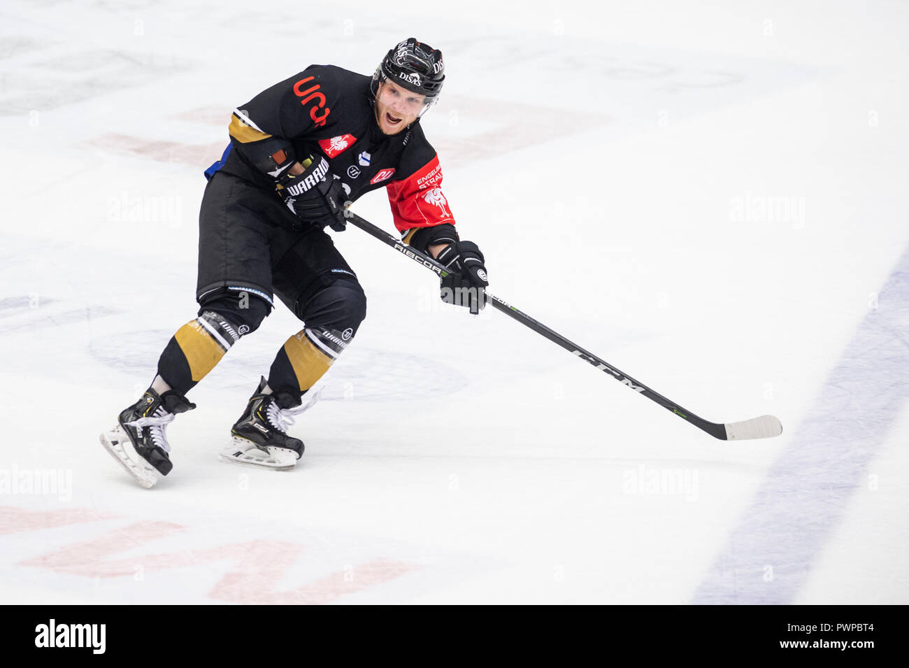 David mountfield hi-res stock photography and images - Alamy