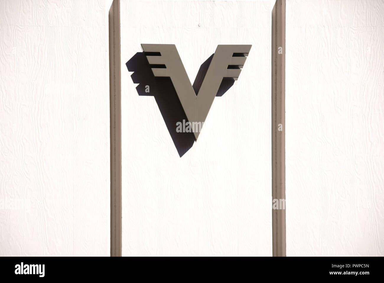 Volksbank logo hi-res stock photography and images - Alamy